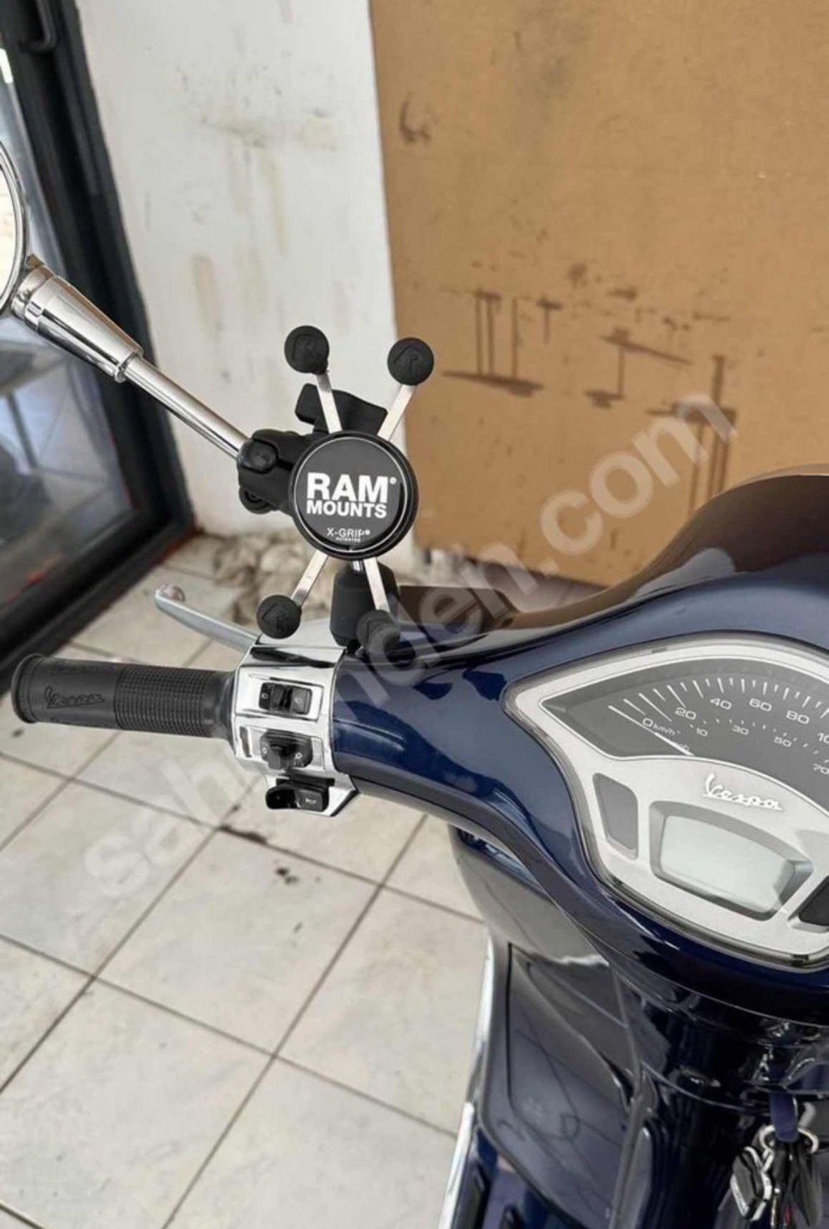 VESPA TELEFON TUTACAĞI ORJİNAL RAM SET
